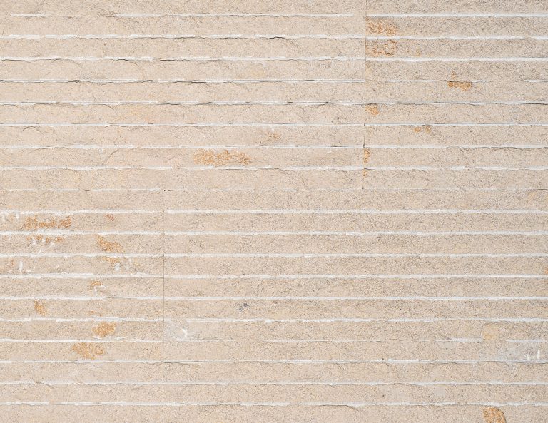 Dune AllClad™ Split Chipped Limestone | Linear Walling