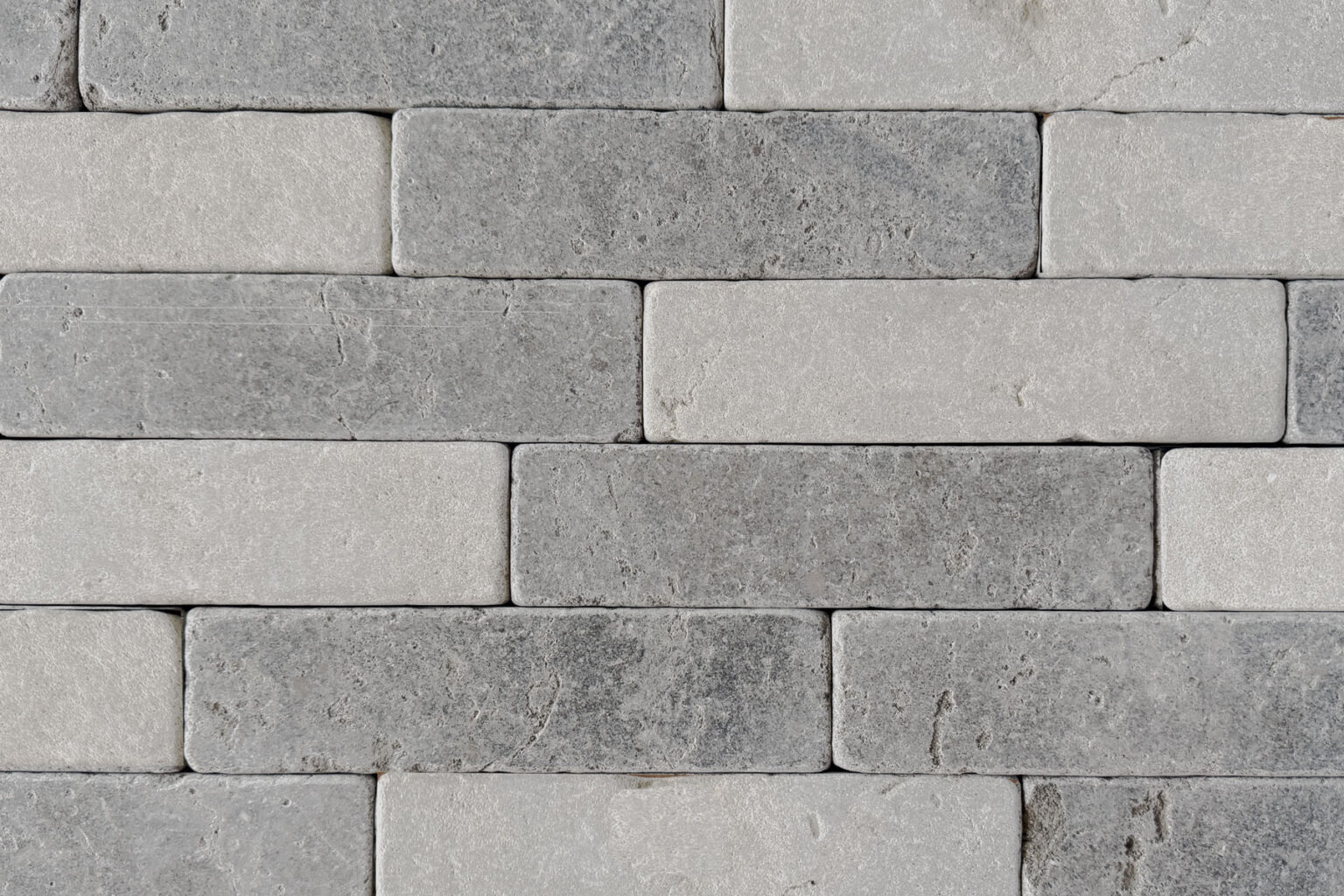 Elbus | Tumbled Limestone Bricks